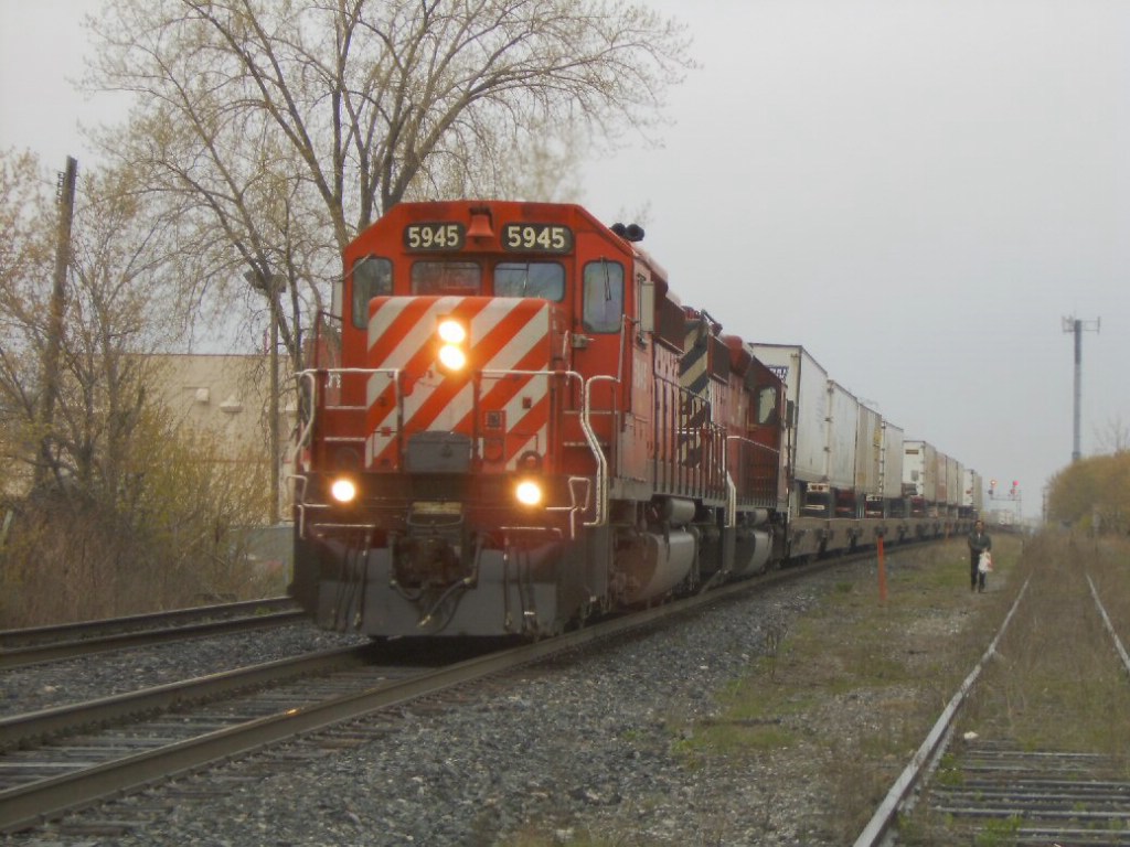 CP SD40-2 5945